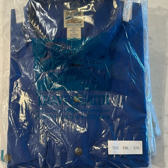 TravelSmith | Shirts | Travel Smith Men 2 Front Pocket Short Sleeve ...